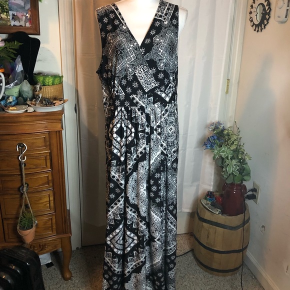 Elementz | Dresses | Elementz Woman Maxi Dress | Poshmark